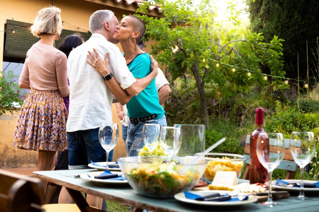 Is It Rude To Leave a Dinner Party Early? - Chef's Vision